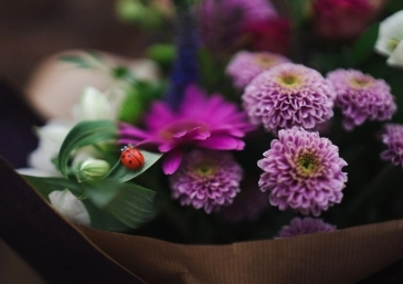 Flower Delivery Liverpool by Local Liverpool Florist | Booker Flowers ...